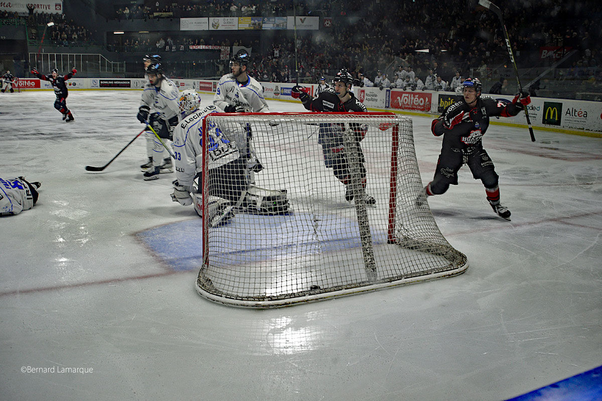 Boxers de Bordeaux : une victoire au bout du suspense